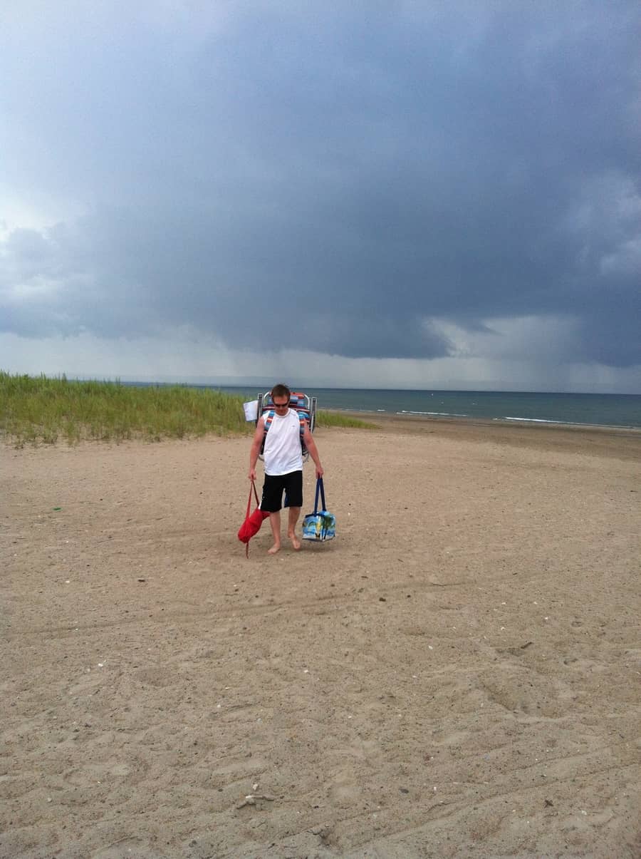 25 Beach Safety Tips for a Fun Day at the Beach - Pro Rec Athlete